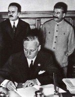 Stalin's Reign of Terror and its Victims in the Soviet Union > WW2 Weapons