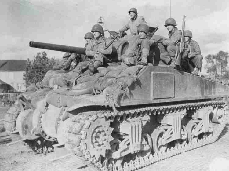 M4 Sherman > WW2 Weapons