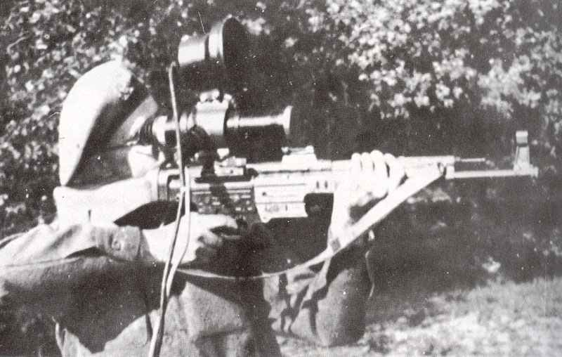MP44 assault rifle with ‘vampire’ infra-red sight – WW2 Weapons