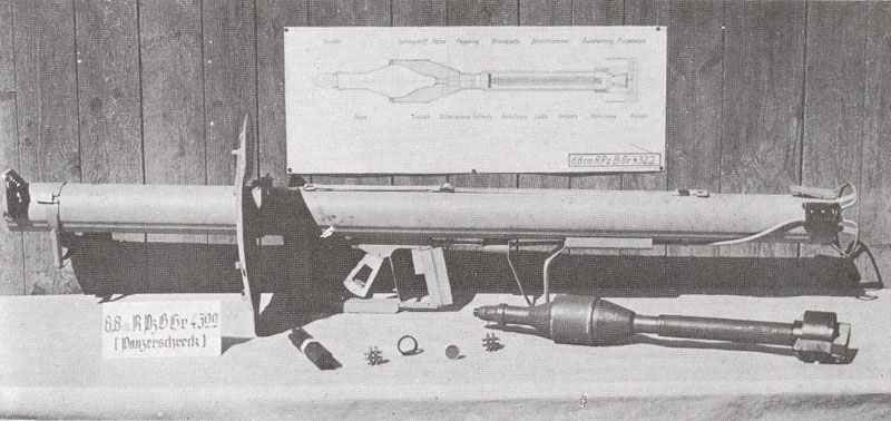 Panzerschreck > WW2 Weapons