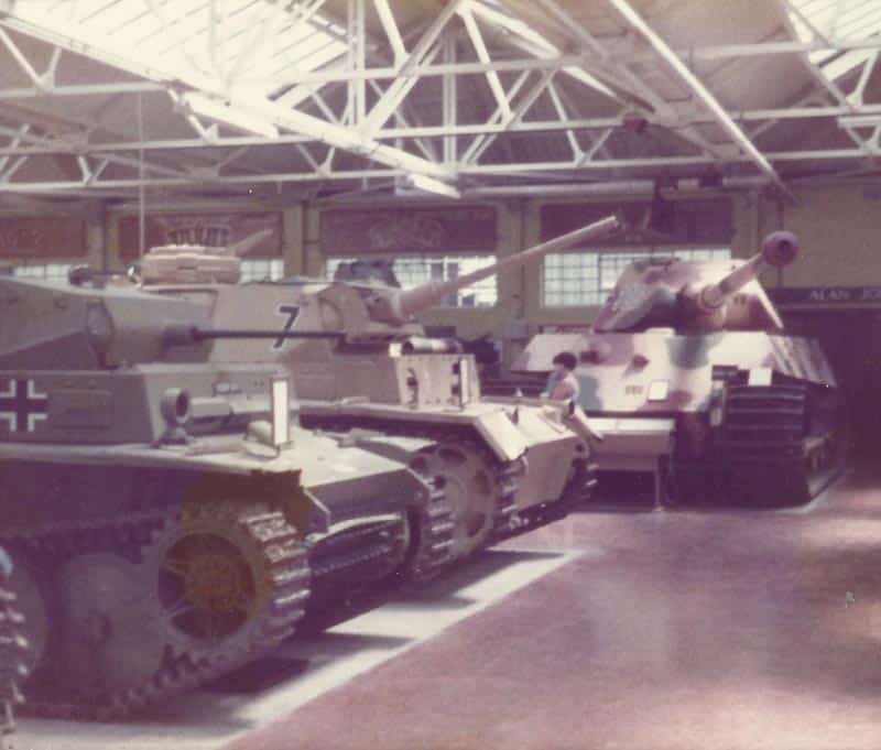 King Tiger tank > WW2 Weapons