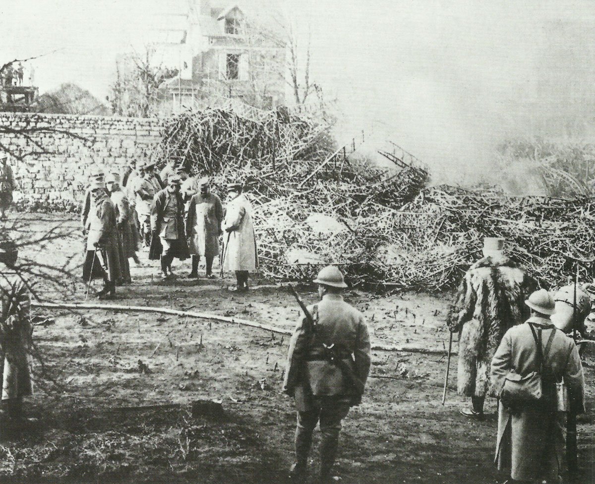 Diary March 16, 1917 > WW2 Weapons