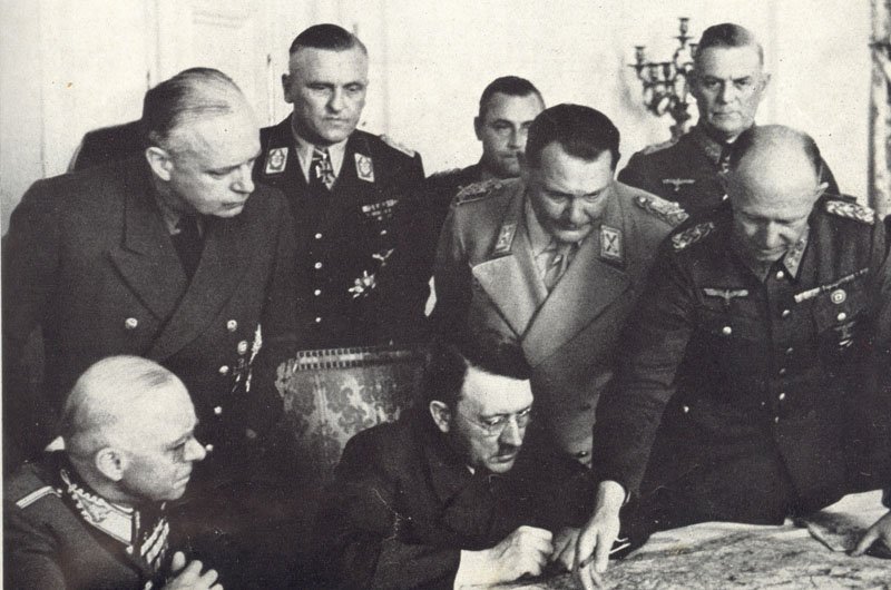 Adolf Hitler – WW2 Weapons