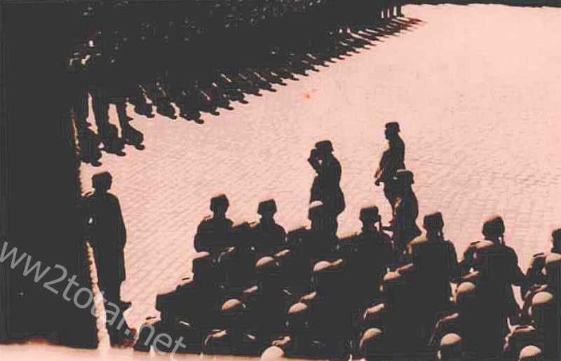 03-Preparations 1940 > WW2 Weapons