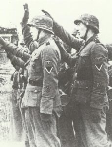 Waffen-SS Uniforms > WW2 Weapons