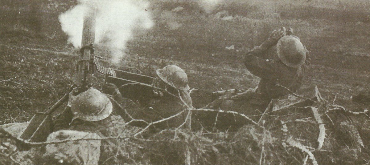 Vickers Gun in Action > WW2 Weapons