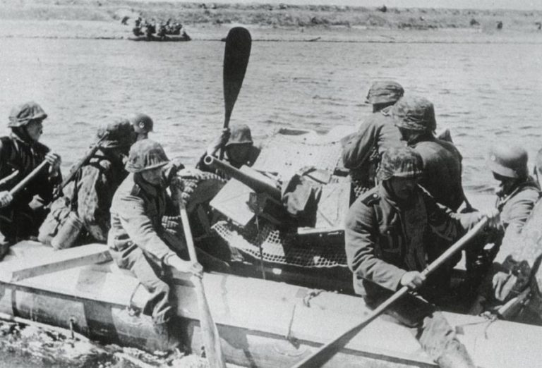 SS Division Reich > WW2 Weapons