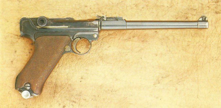 Luger Pistol 08 > WW2 Weapons
