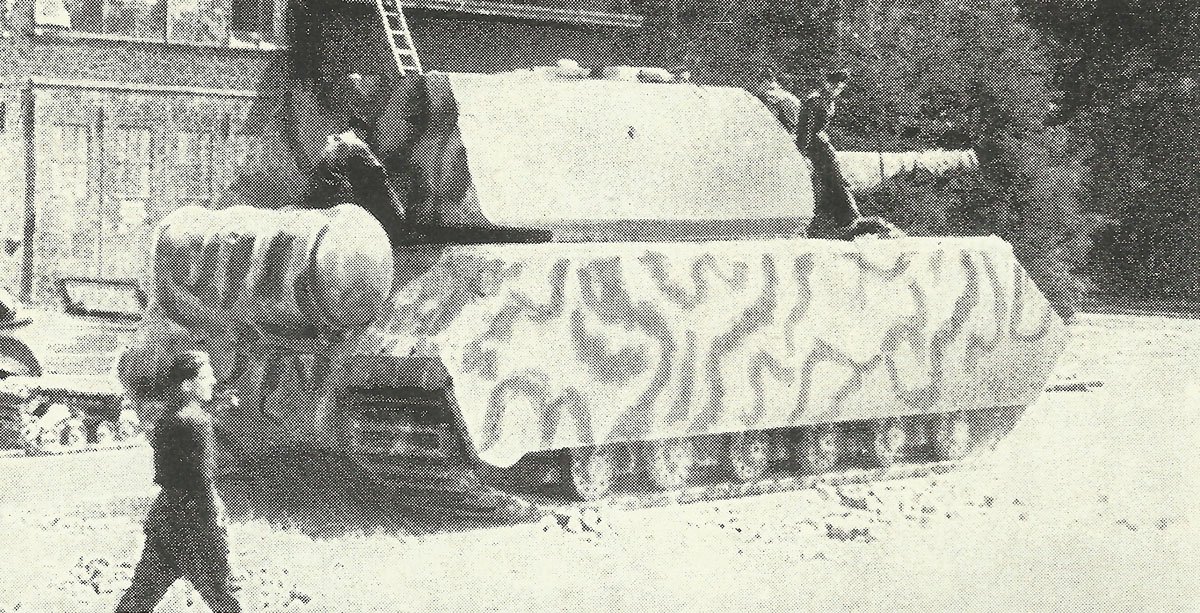 Maus super-heavy tank > WW2 Weapons