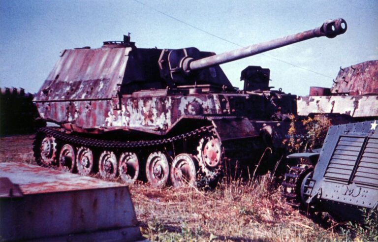 Ferdinand tank destroyer > WW2 Weapons