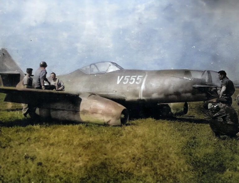 Me 262 > WW2 Weapons