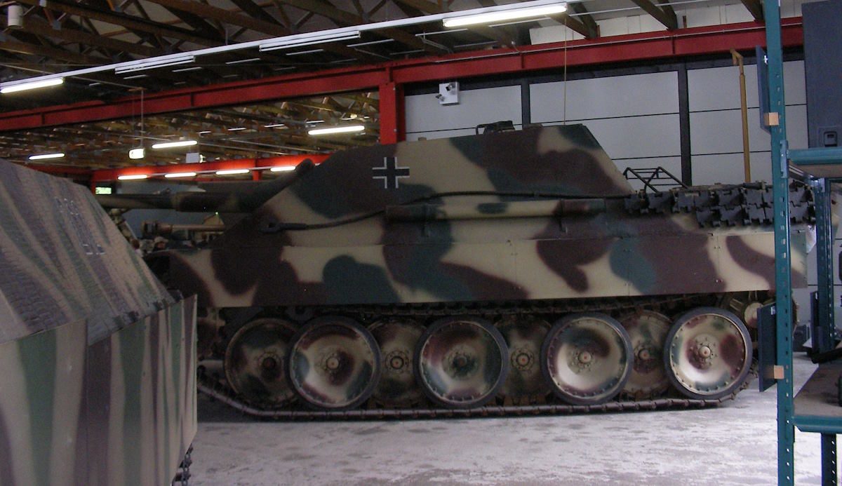Jagdpanther > WW2 Weapons