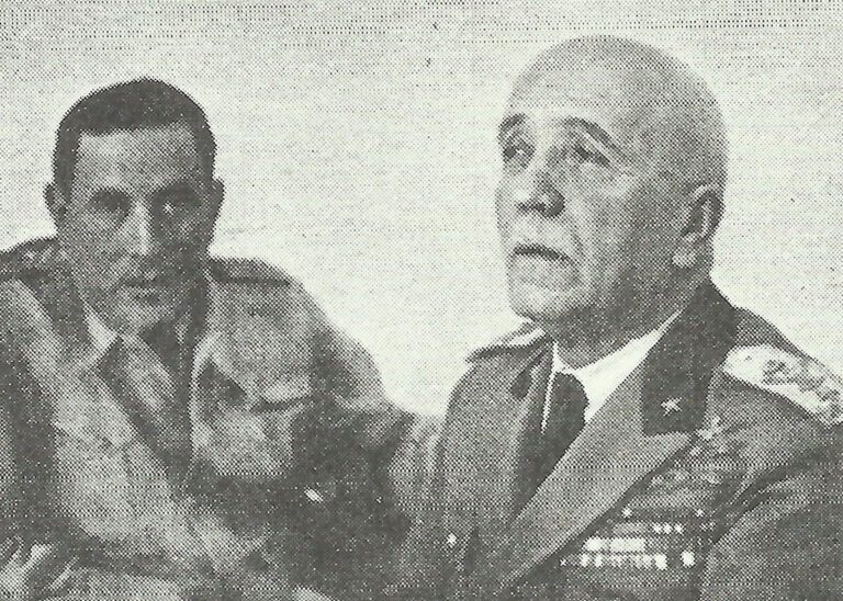 Italian Army 1940 > WW2 Weapons