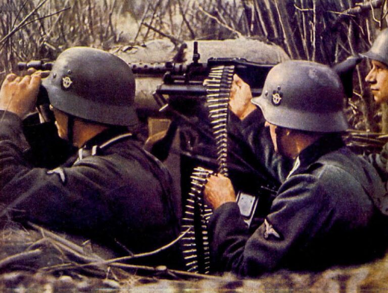 Waffen-SS divisions 4-6 > WW2 Weapons