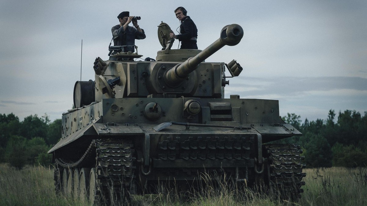 The Tiger (Movie, 2025) > WW2 Weapons